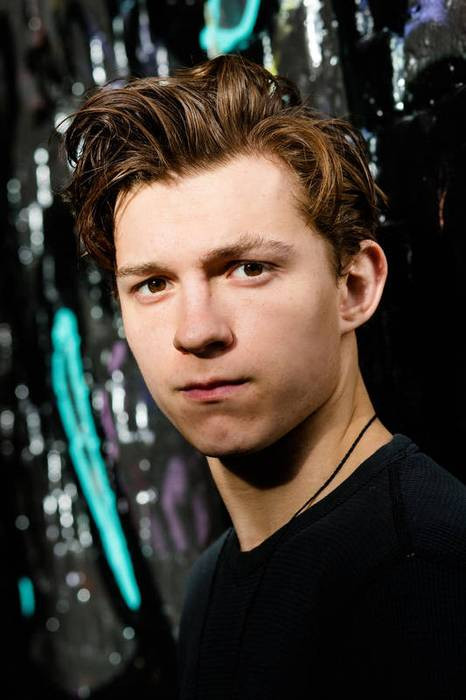 Session 08 - 016 - Totally Tom Holland
